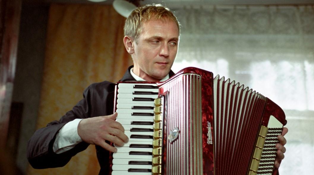 Film "Komornik" - gdzie obejrzeć mocny dramat Feliksa Falka? | CANAL+ blog